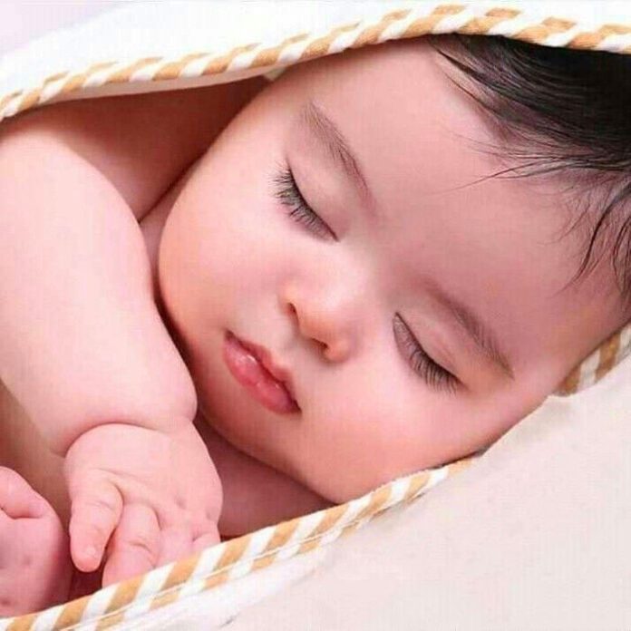 25+ Cute Babies Pics That Will Make You Go ‘Aww’